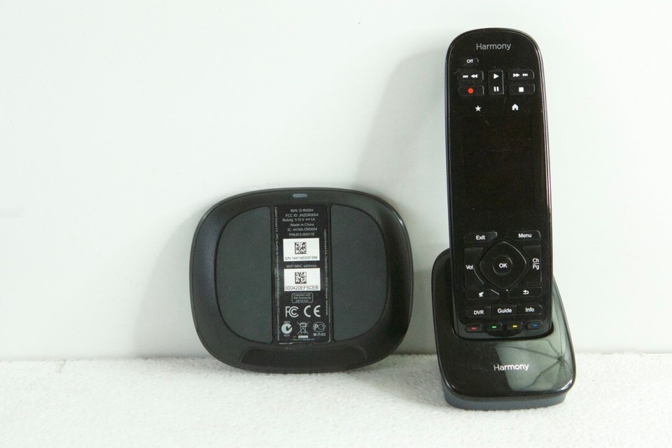Logitech Harmony Ultimate Home Remote With Dock & Hub Excellent ...