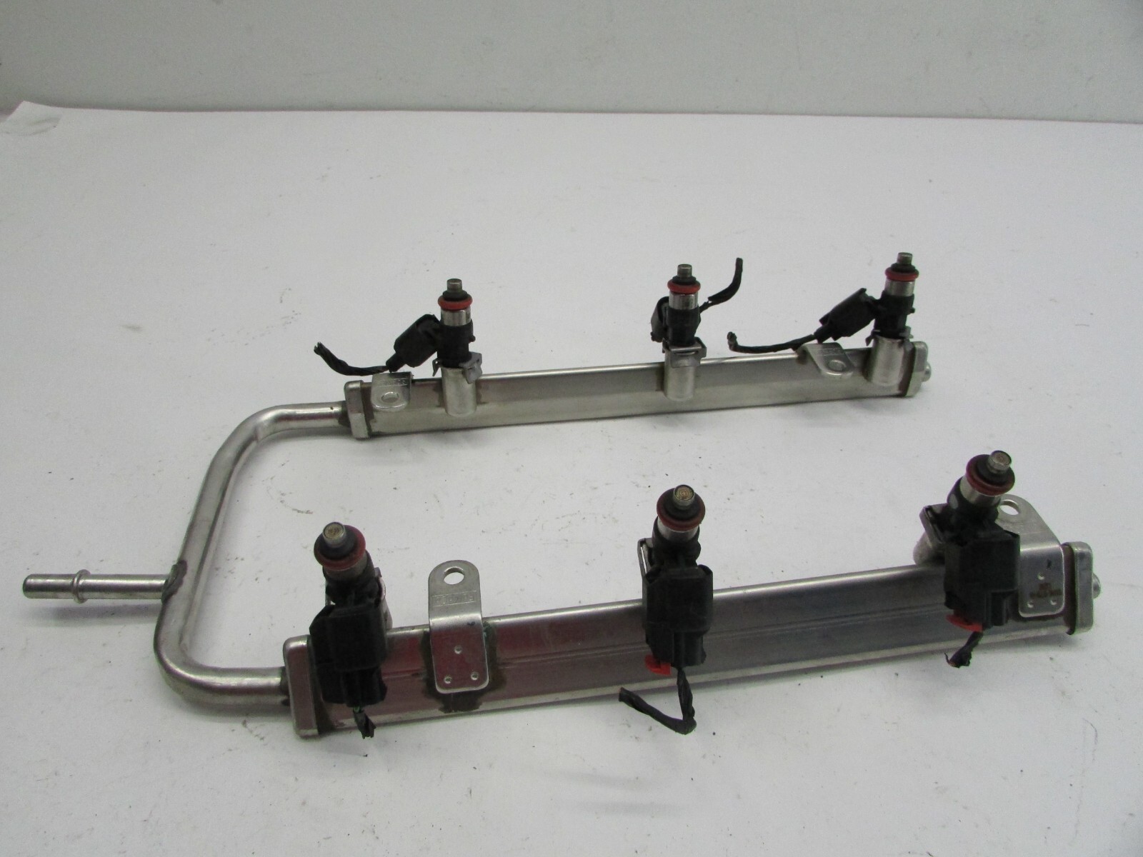 Fuel Injector Rail EDGE 2011 2018 FORD 3.5L Engine Motor Gas Inject ...