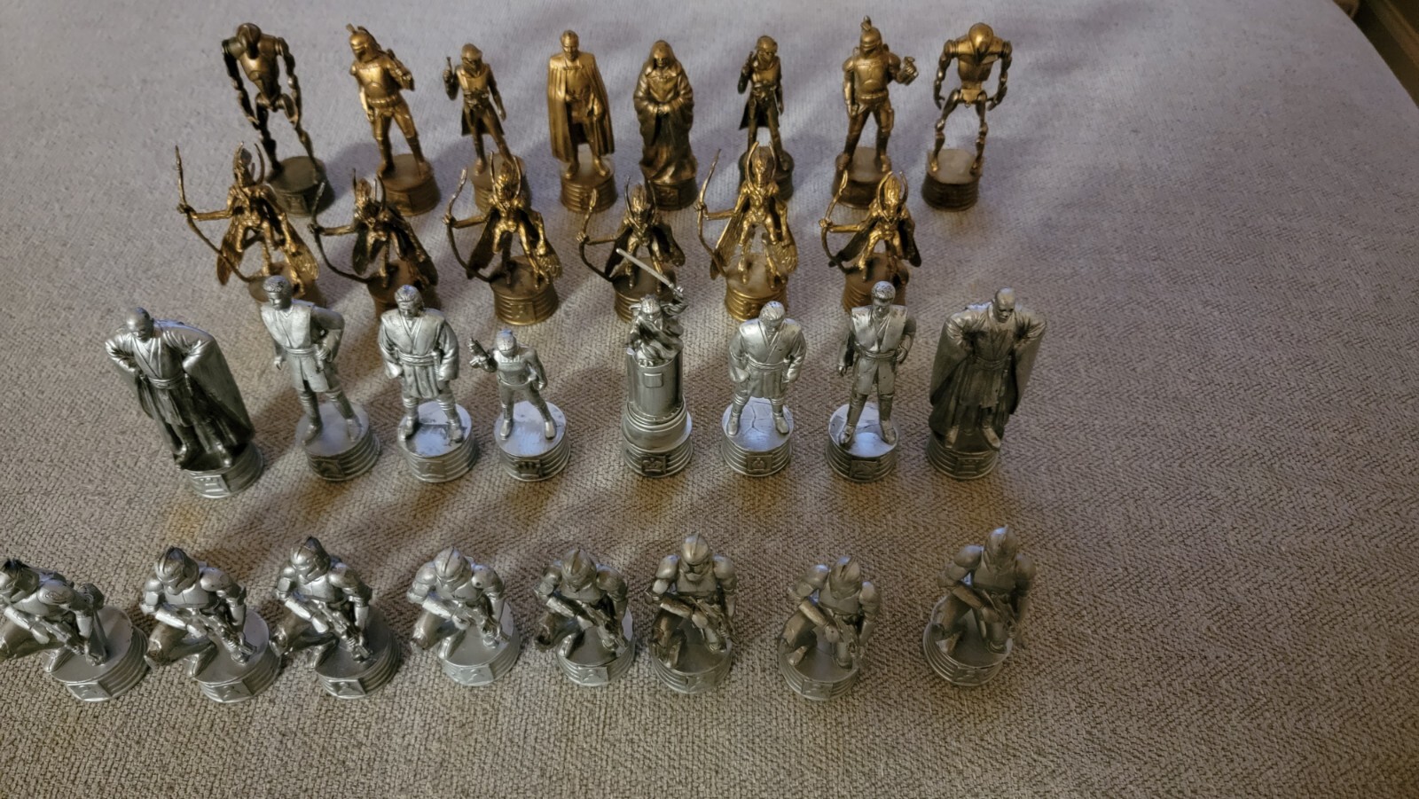 Star Wars AOTC Attack of the Clones LFL 2002 Gold Silver CHESS SET 30 ...