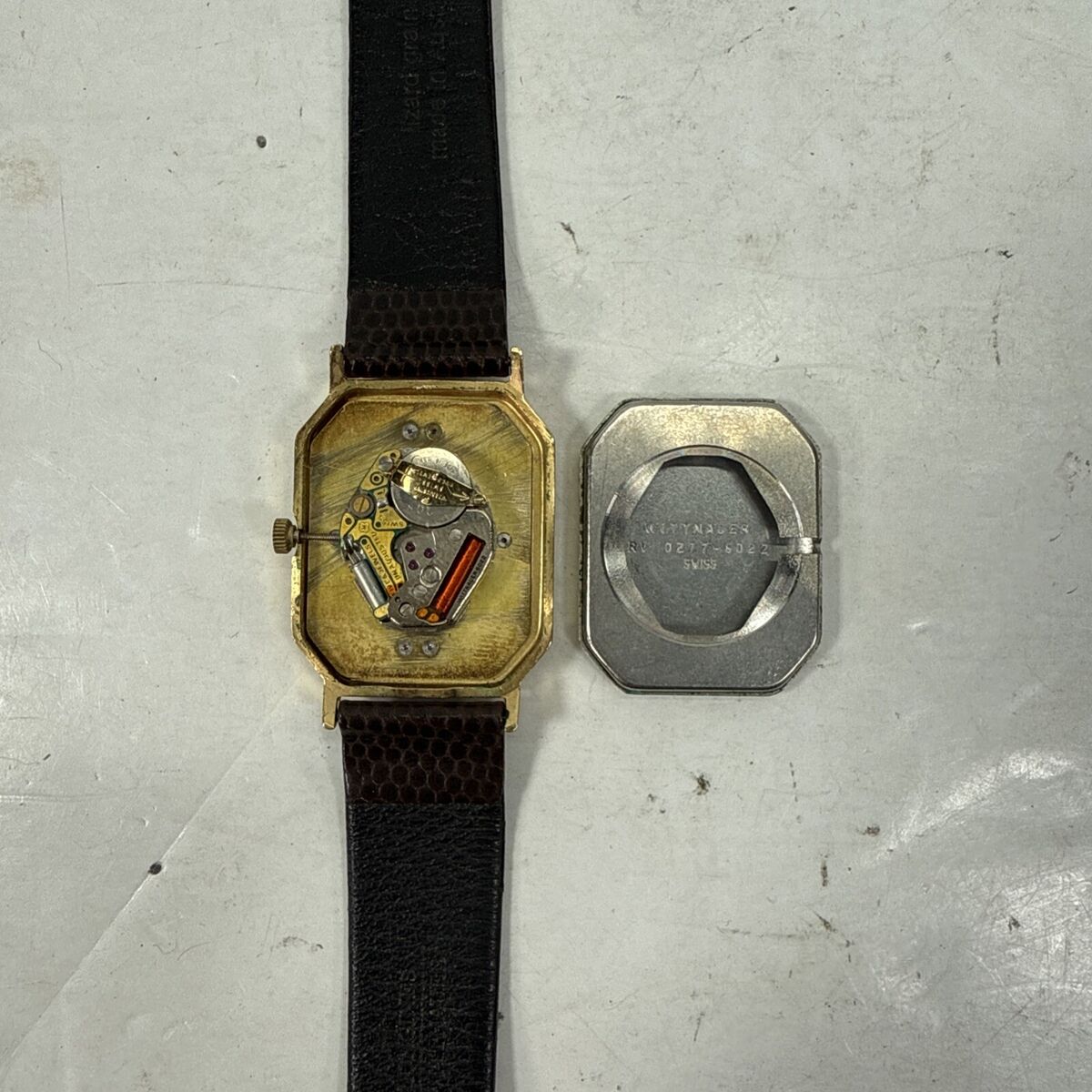 Vintage Wittnauer Quartz Swiss 5 Jewels Gold Tone Diamond Vintage Wittnauer Quartz Swiss 5 Jewels Gold Tone Diamond