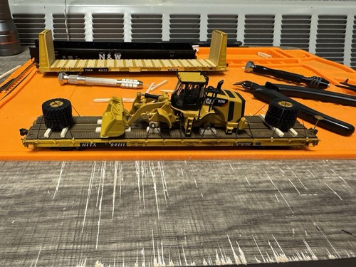 HO Intermountain HTTX Flatcar with custom load | eBay