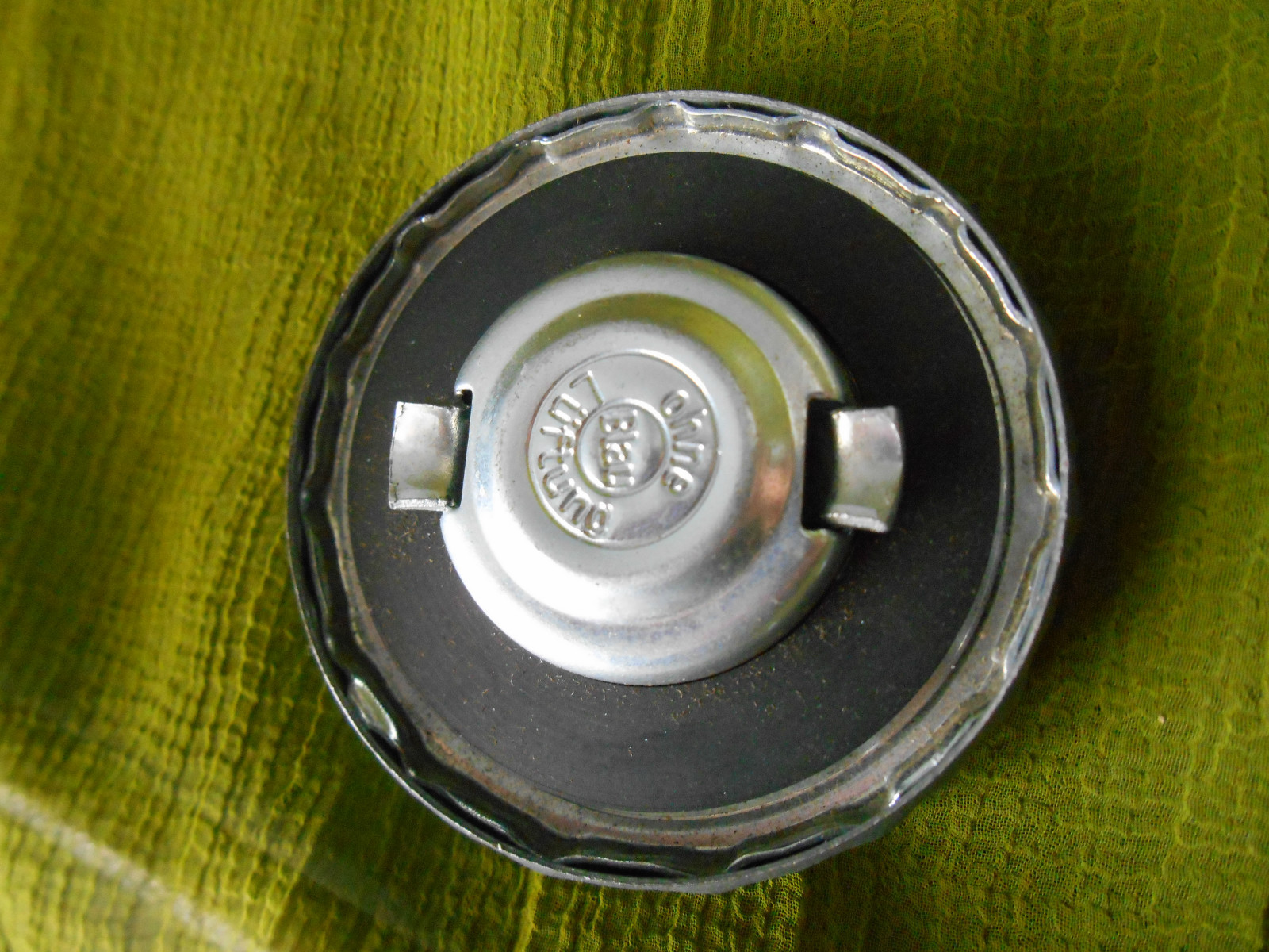 NOS Fuel Gas Cap Beetle Bug Ghia 61 62 63 64 66 VW Bus 55 56 57 60 65 ...