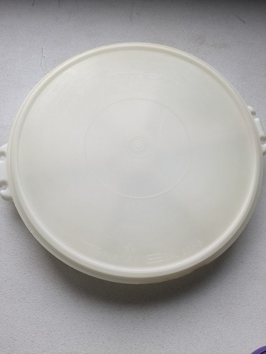Tupperware Large Round Sectioned Divided Container Dish 405-2 & Lid | eBay
