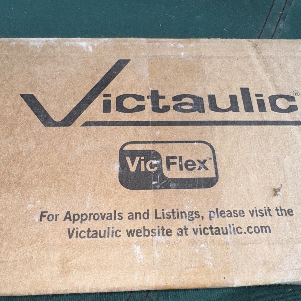 A36HAQBBA1 VicFlex AH1 SS Braided Flexible Drop Hose With 5.75 In ...