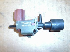89 to 95 Toyota HILUX Pickup Truck 4runner Vacuum Switching Valve 90910 ...