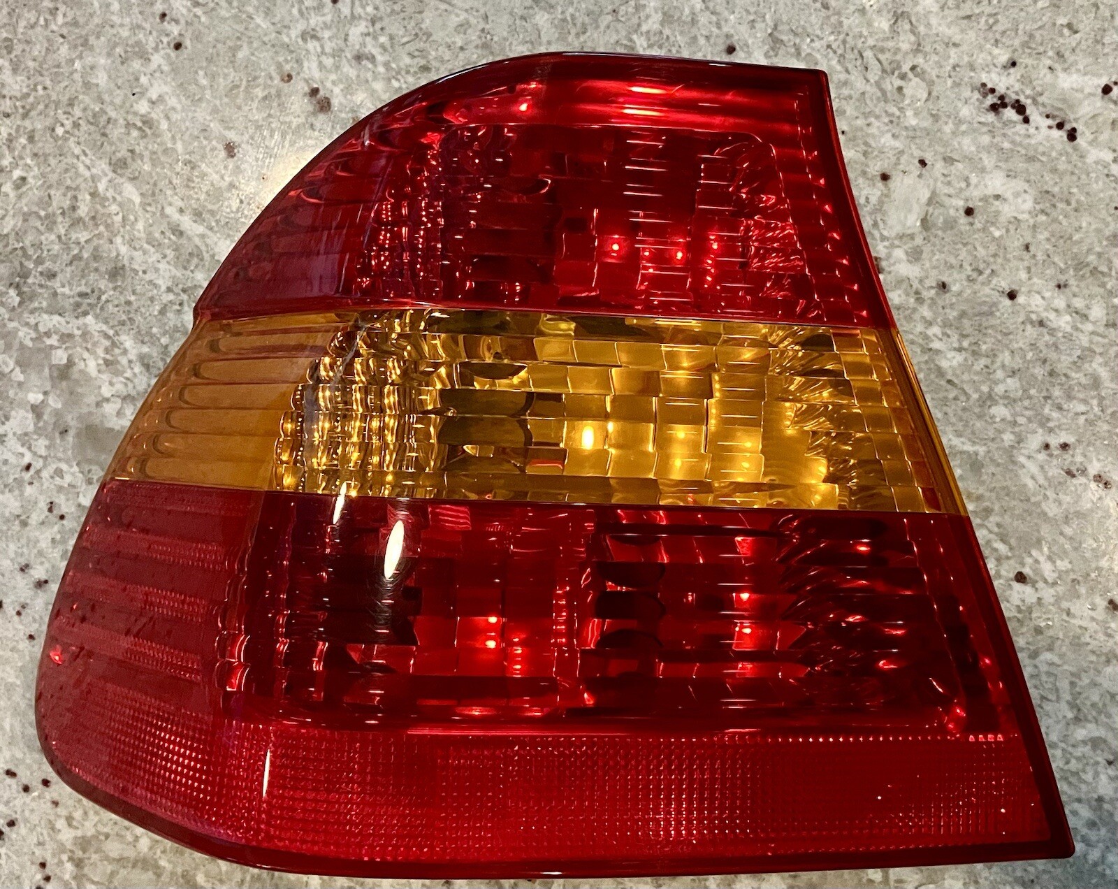 02 - 05 BMW E46 3-Series Sedan Tail Lights complete set used in good condition | eBay