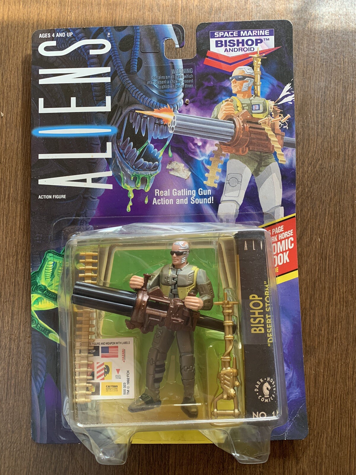 ALIENS SPACE MARINE BISHOP ANDROID 4.5” FIGURE/GATLING GUN /16 PAGE ...