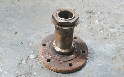 Land Rover Defender 90 110 Rear Stub Axle | eBay UK