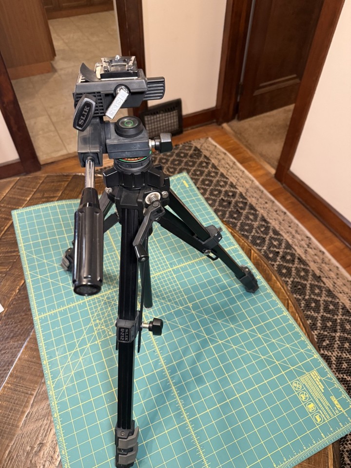 SLIK U212 Deluxe Tripod - Vintage, Heavy Duty Pan/Tilt Tripod 360 ...