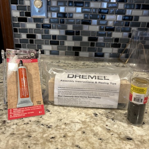 REVELL / Dremel PINEWOOD DERBY KIT - New / Wood Block / Wheel / Axle ...