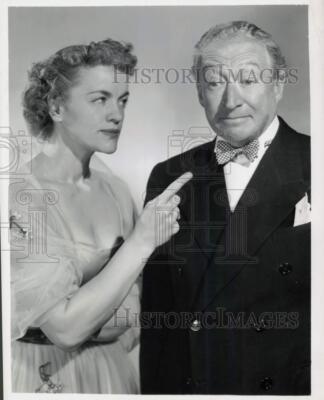 1951 Press Photo Pat Bosley and Harry McNaughton on "It's Higgins, Sir ...
