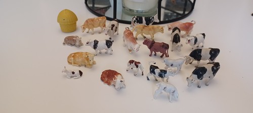 1970's Bundle Of Unbranded Plastic Farm Cattle Made in Hong Kong ...
