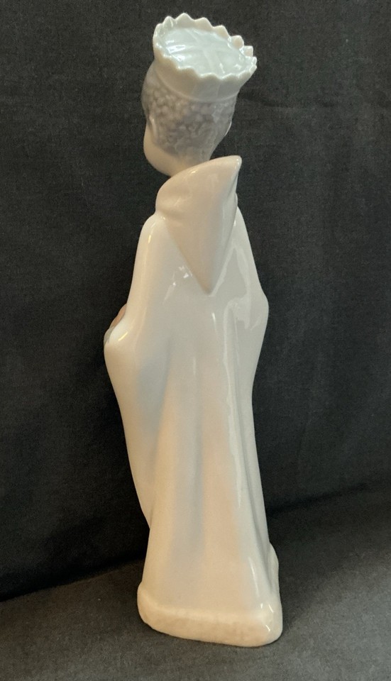 Lladro Children’s Nativity 9” King Balthasar 4675 Gloss Retired Wisemen ...