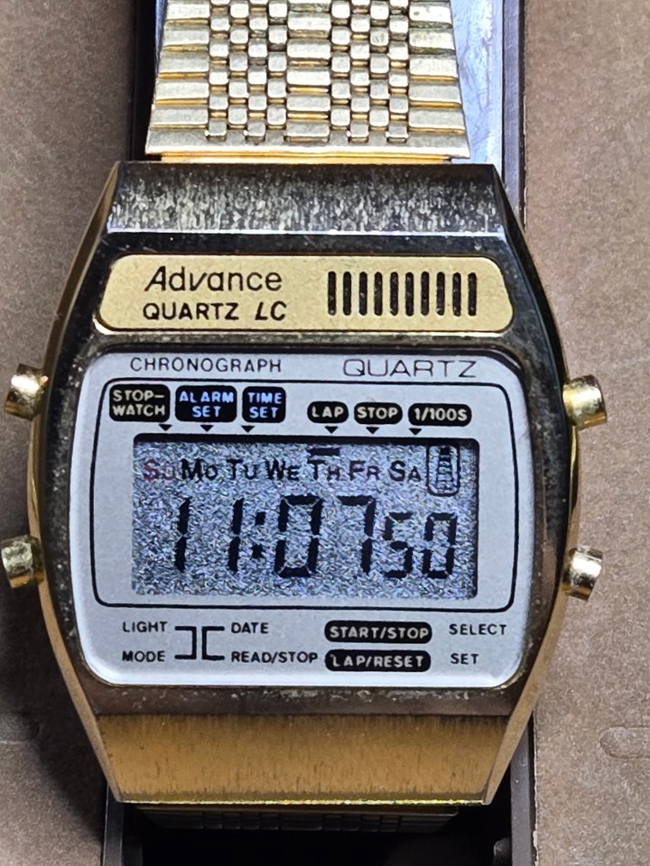 Advance Vintage Quartz LC Digital Watch Perfectly Working MINT in Case ...