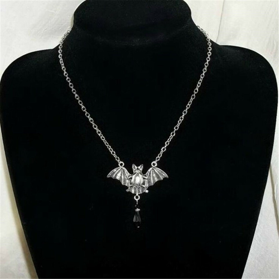 Silver Gothic Punk Bat Wings Pendant NecklaceRetro Choker Bats Women ...