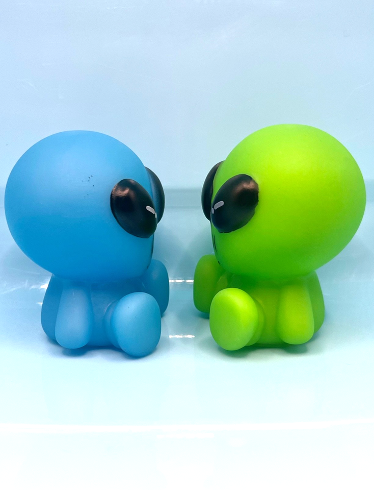 Set of 2 Aliens – Blue & Green 3" Plastic Bathtub Toy Alien Sci Fi ...