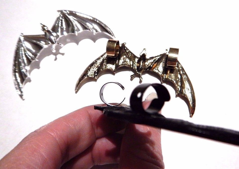 SINGLE VAMPIRE BAT WRAP EAR CUFF silver black gothic Halloween Earring ...