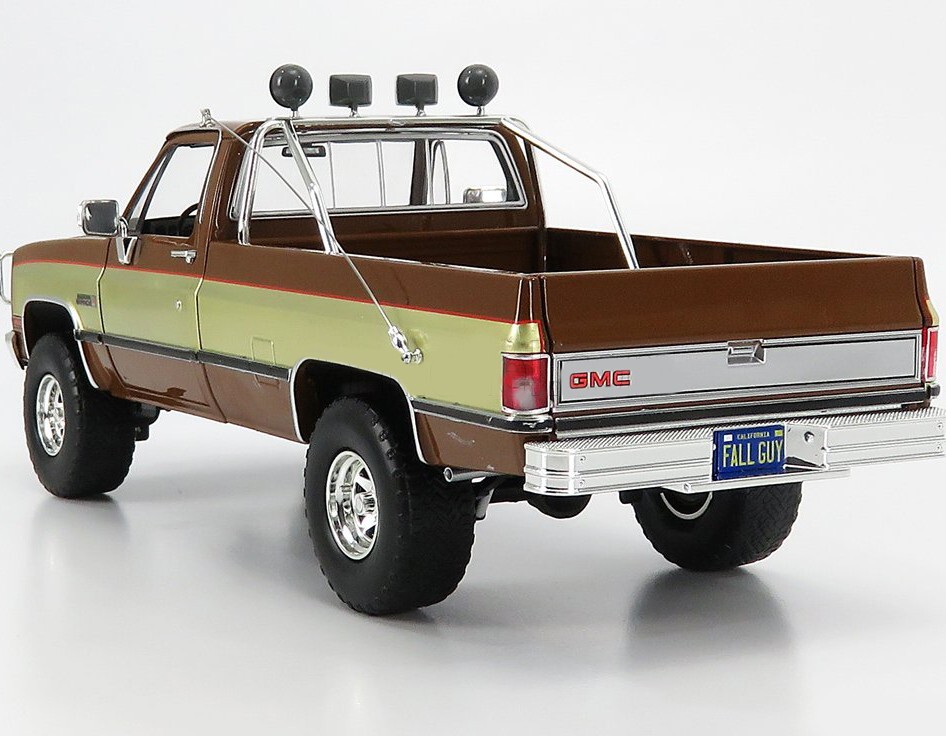 1982 GMC K-2500 PICKUP TRUCK "THE FALL GUY" BROWN CREAM 1:18 SCALE BY ...