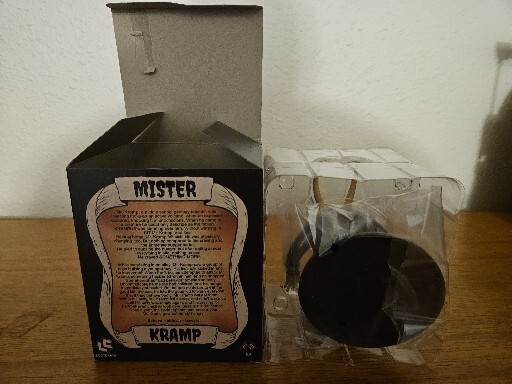 Alex Pardee Monster Season Mister Kramp KRAMPUS Loot Fright Crate ...