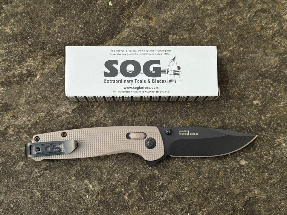 SOG Terminus XR Cryo D2 Folder 3" Black Blade & Handle *New in Box* | eBay