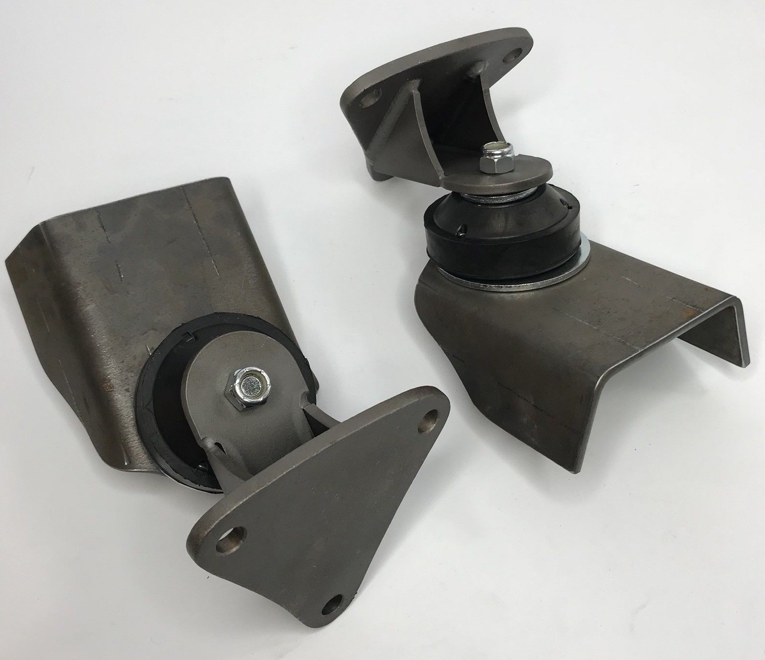 New Universal Small Block Chevy SBC Motor Mounts Kit Rubber Cushions ...