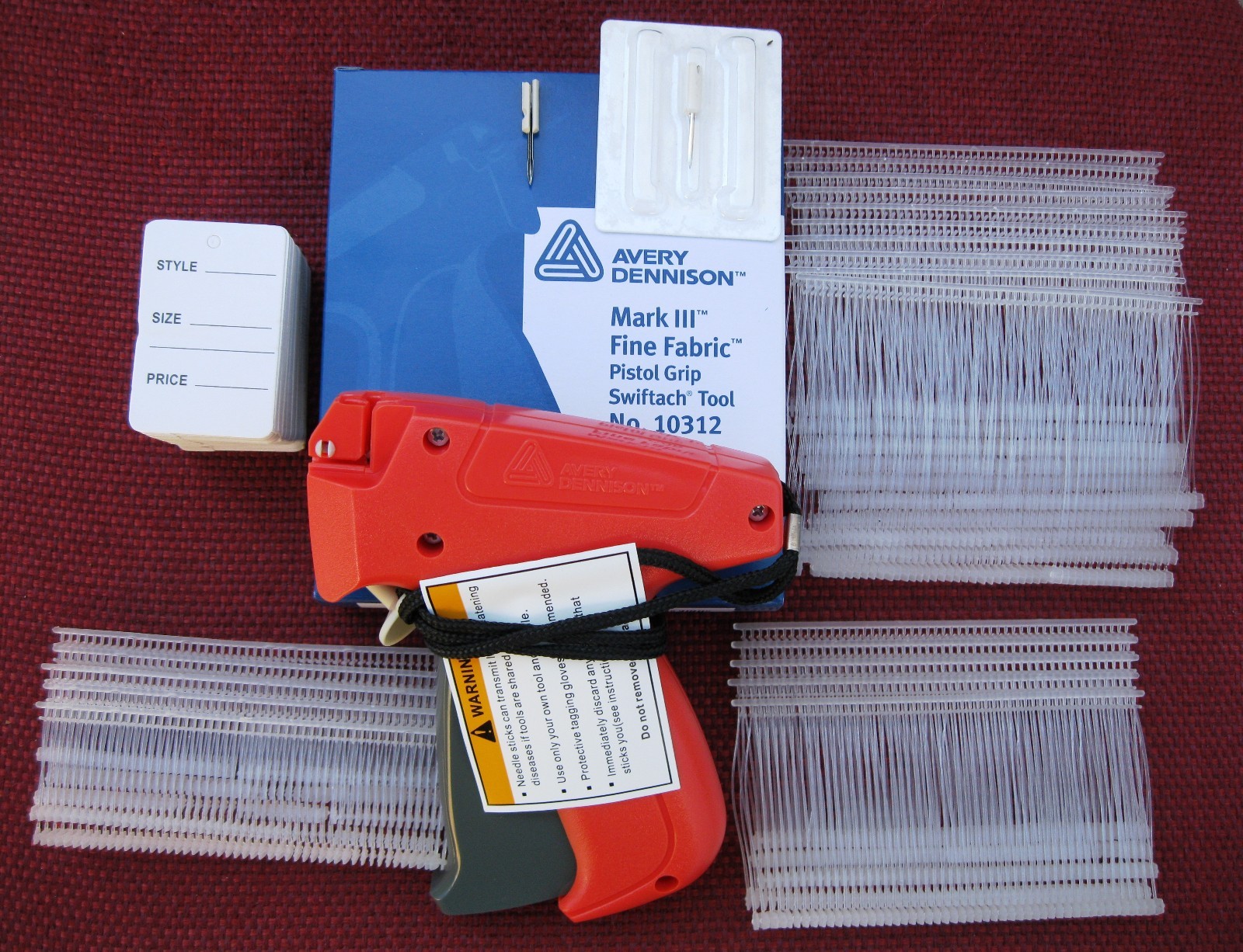 Avery Dennison Fine Price Tag Gun +1000 Barb +100 White Price Tag +1 ...