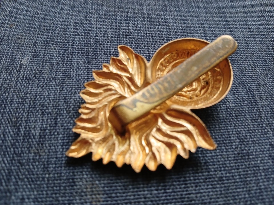 #080 – ROYAL LONDON FUSILIERS REGIMENT CAP BADGE | eBay UK