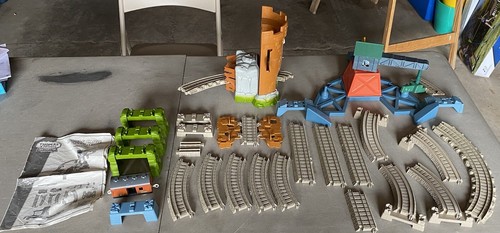 2012 CASTLE QUEST Thomas & Friends Motorized Train Track Master SET | eBay