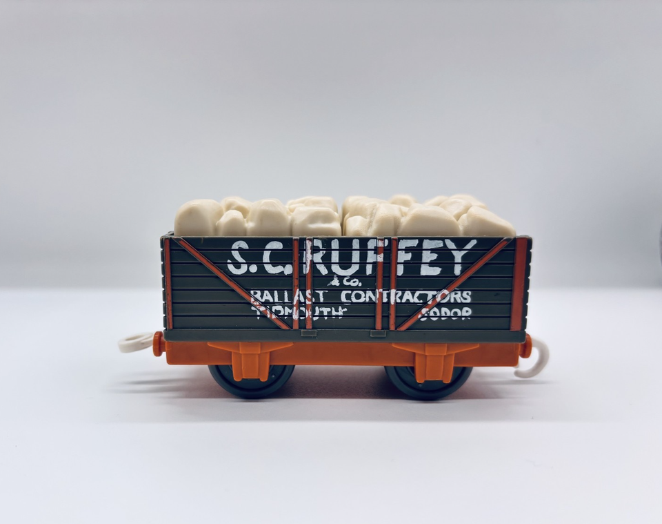 Thomas & Friends TOMY Plarail Trackmaster Oliver Motorized Train Tested ...