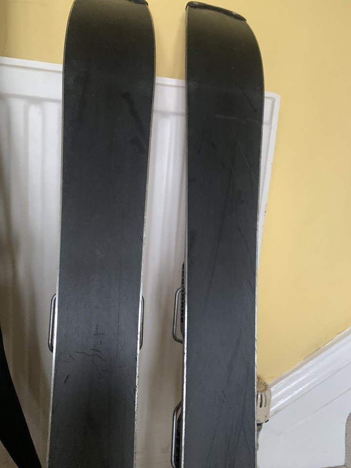 Salomon Mini Verse Red Trick-Skis/Snow Blades - L90 R6 SC 100 80 90 ...