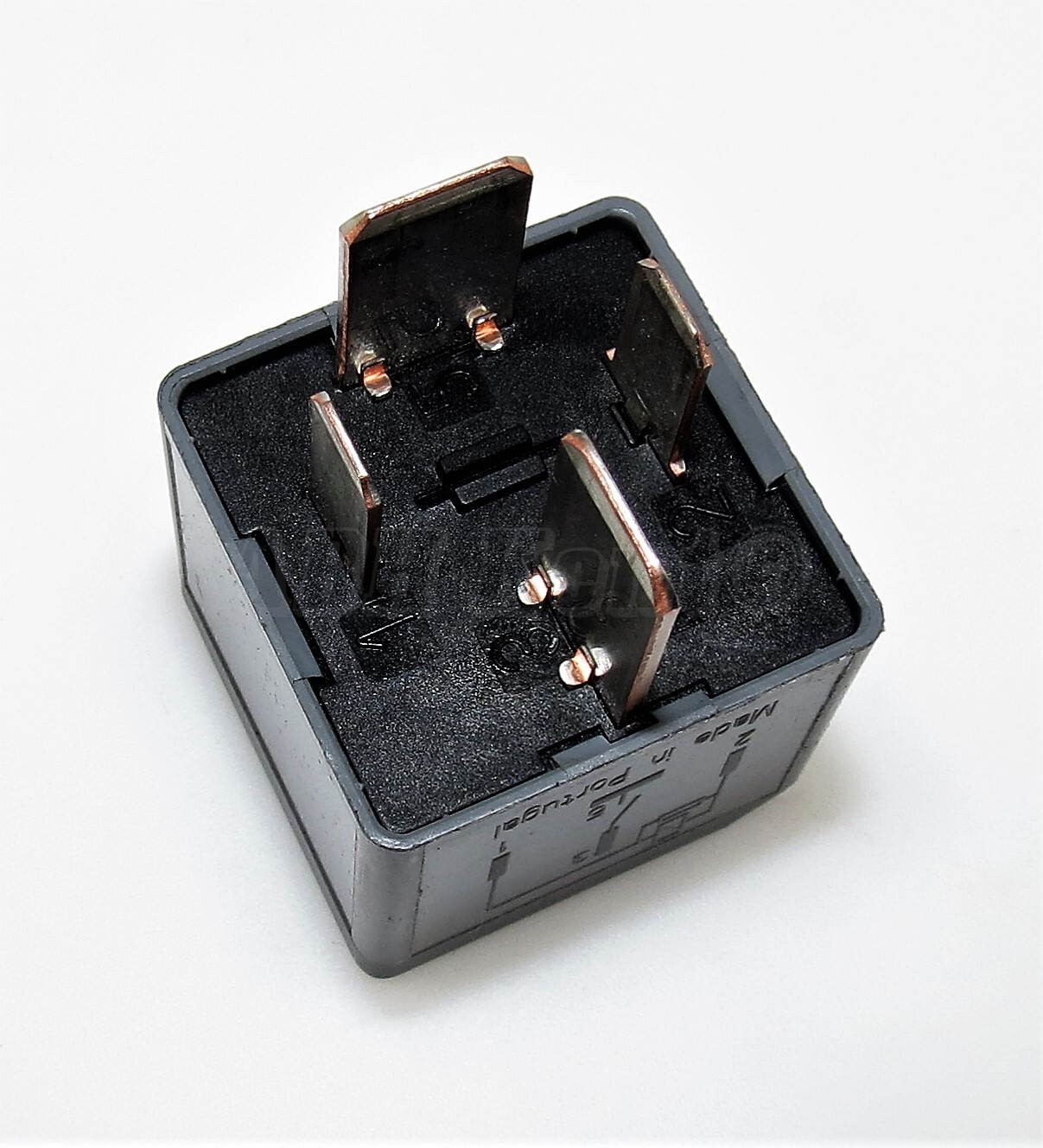Volvo (15-22) 4-Pin Grey Main Relay 8888301325 30765045 Tyco V23136-J4 ...