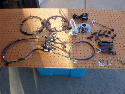 Brakes - Shimano Deore Xt V-Brakes - Nelo's Cycles