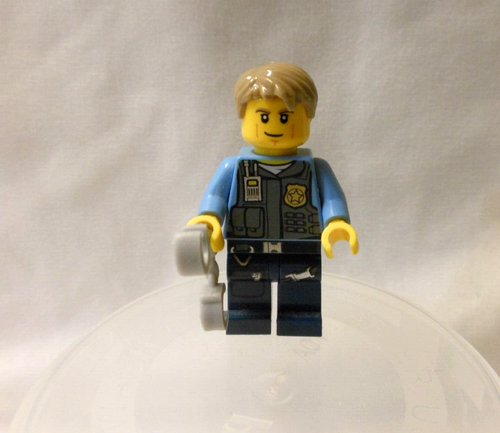 LEGO CITY 60007 Undercover Chase McCain MINI FIGURE Police OFFICER 2012 ...