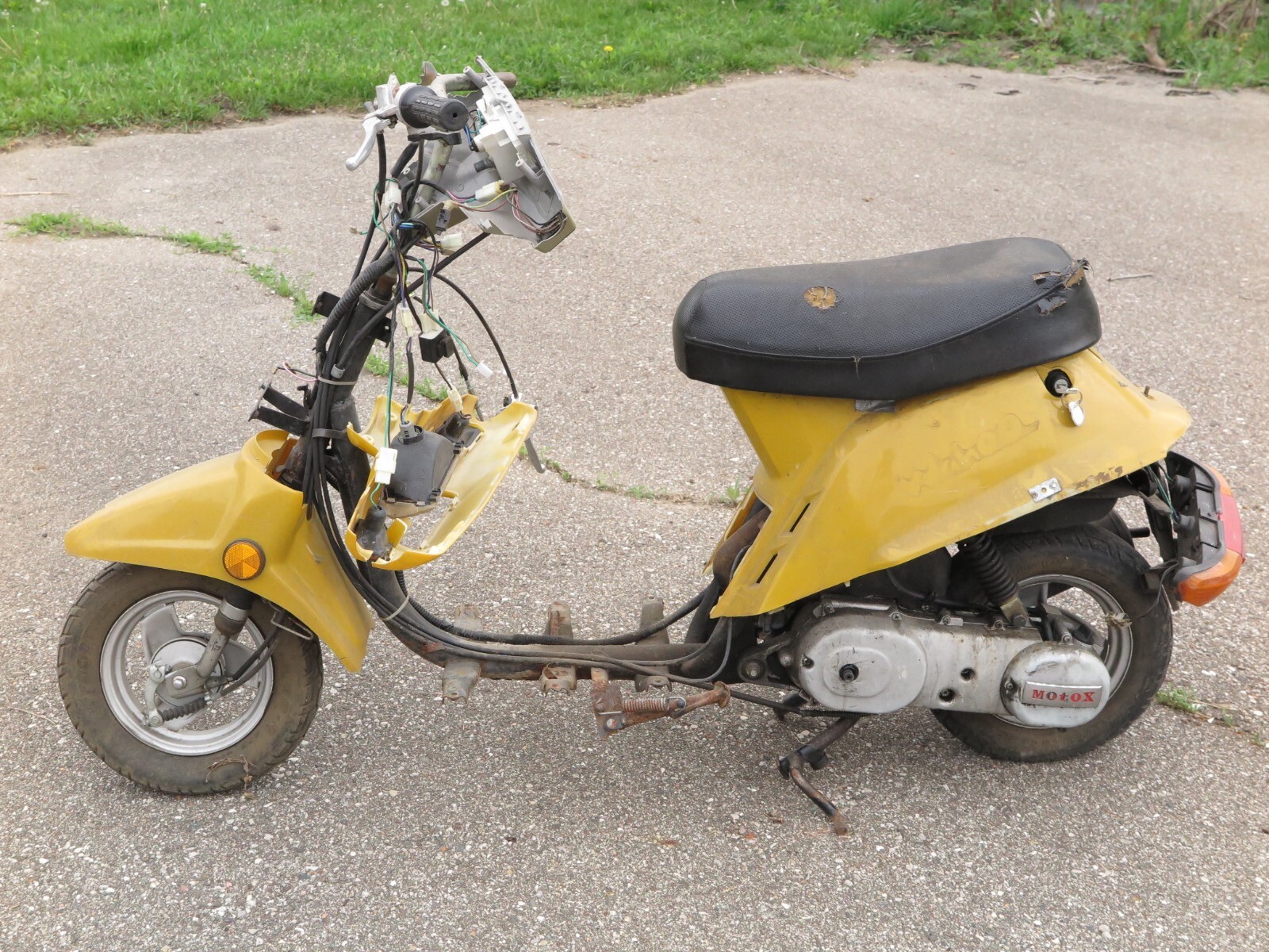 WAHOO SUNDIRO KASEA QINGQI QMB-2 50cc Chinese Scooter Moped PARTING OUT ...