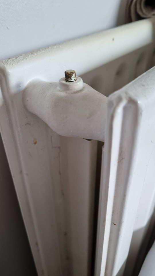 RADIATOR BLEED AIR VENT VALVES SCREWS - ALL TYPES STEEL PANEL / CAST ...