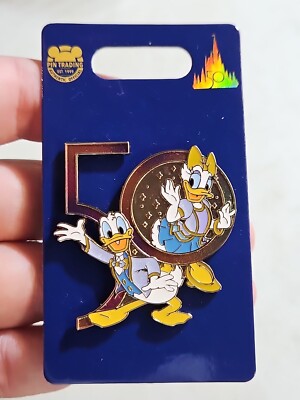Walt Disney World WDW 50th Anniversary Donald Daisy Pin New on Placard ...