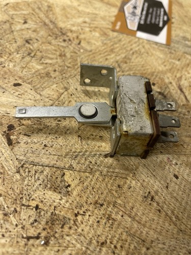 472253c1 INTERNATIONAL BLOWER SWIITCH Removed From New Cluster | eBay