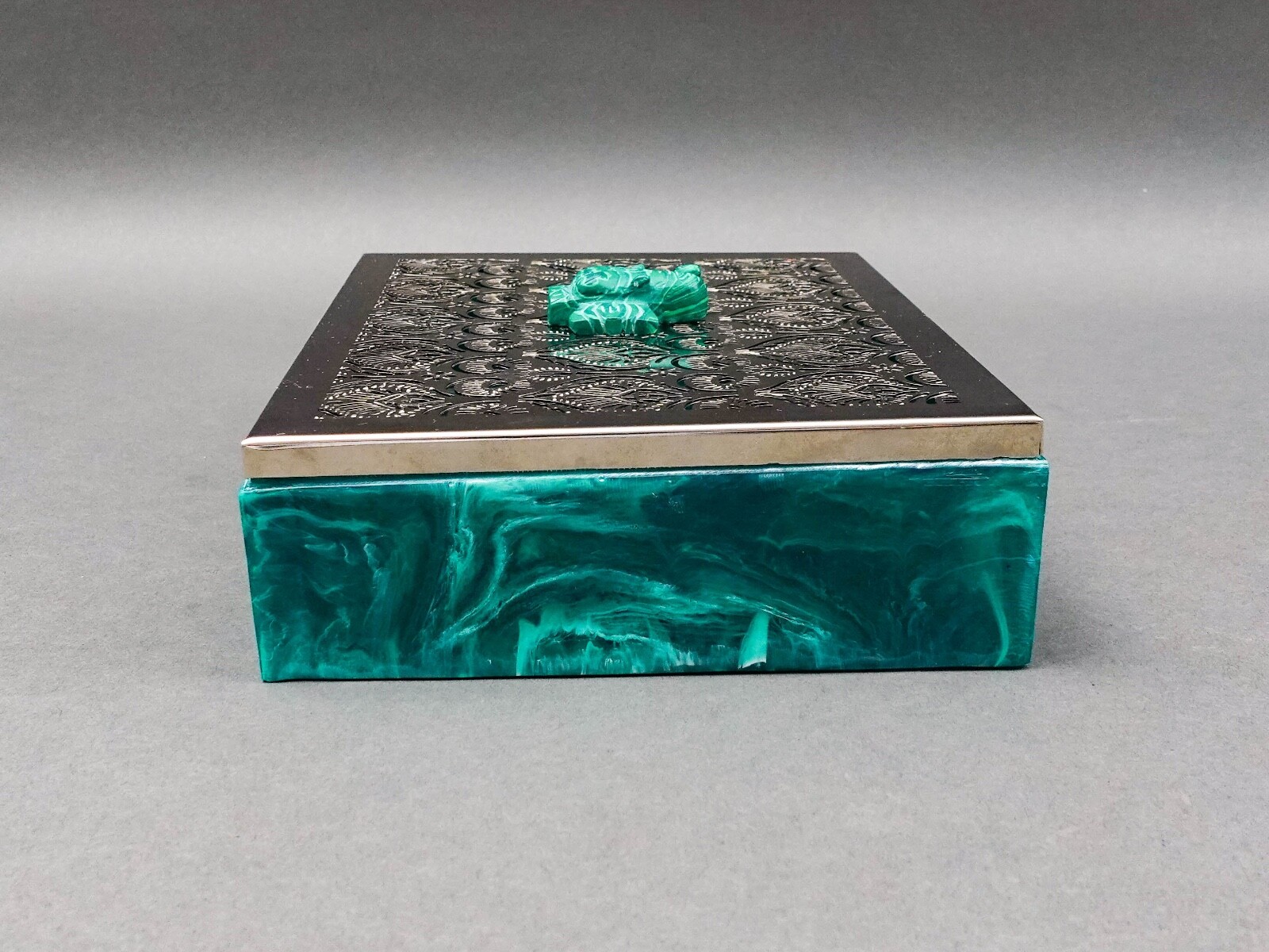 Bespoke Home Jewels Malachite Elephant Cut Silver Metal Lid Jewlery ...