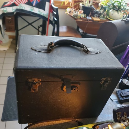 The Original Featherweight 221 Sewing Machine GE Model A Standard ...