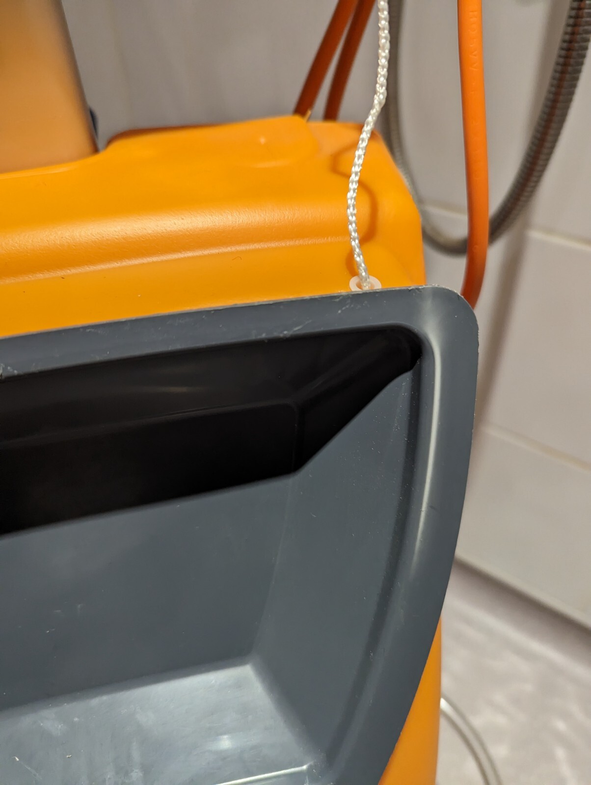 Taski Ergodisc 200 Floor scrubber polisher | Grelly UK