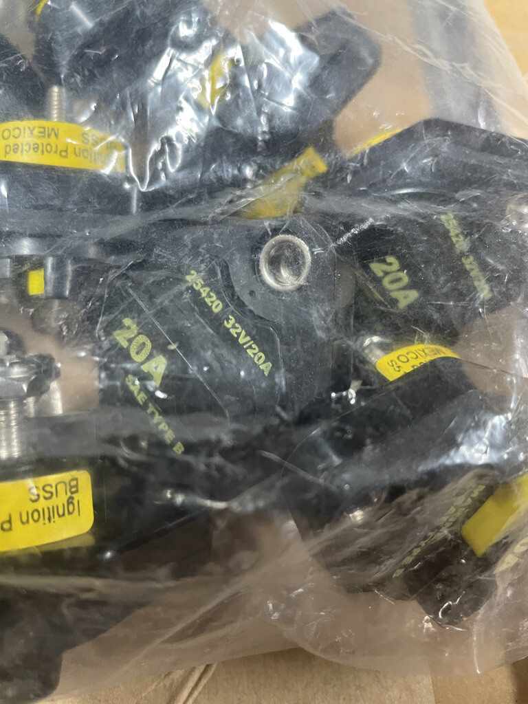 BUSS 25420 20A MARINE RATED CIRCUIT BREAKER W524 | eBay UK