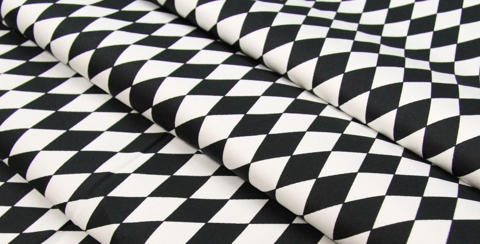 BAUMWOLLSATIN Stoff Kleiderstoff Harlekin Clown RAUTEN SCHWARZ/WEIß EUR ...
