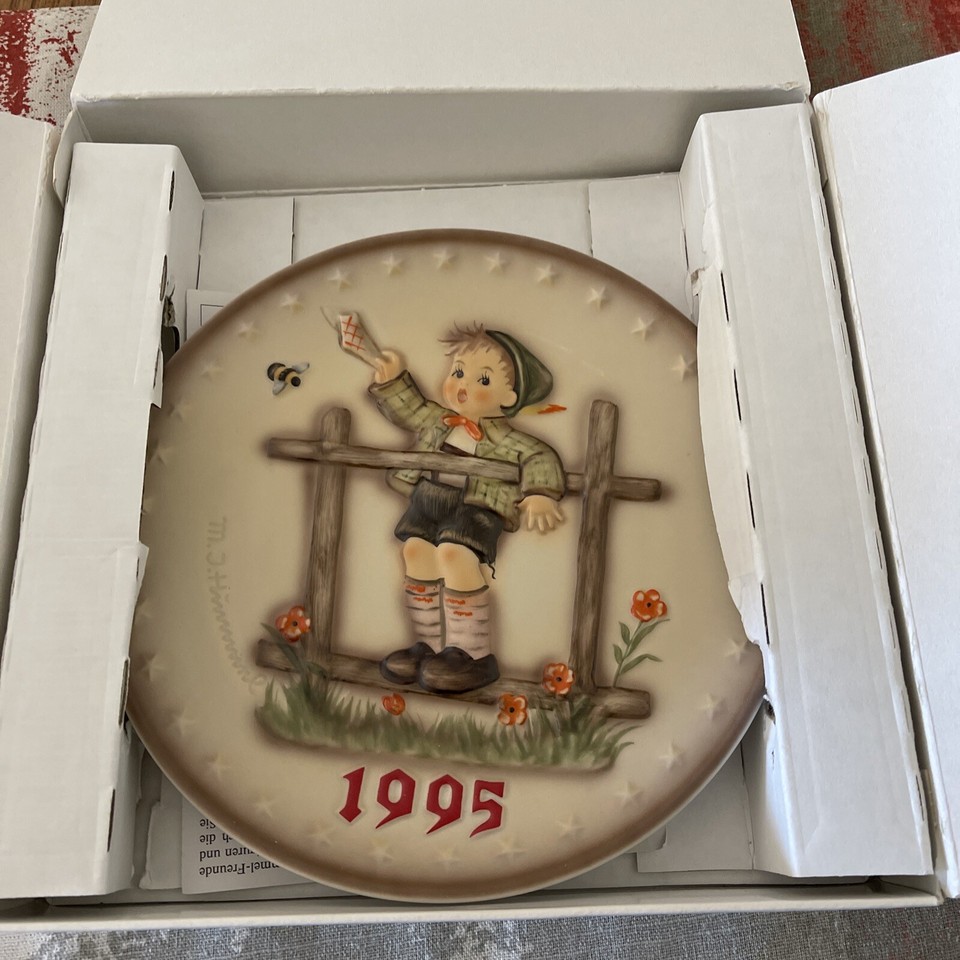 Hummel Plates 25 Year Collection 1971-1995 In Original Boxes | eBay