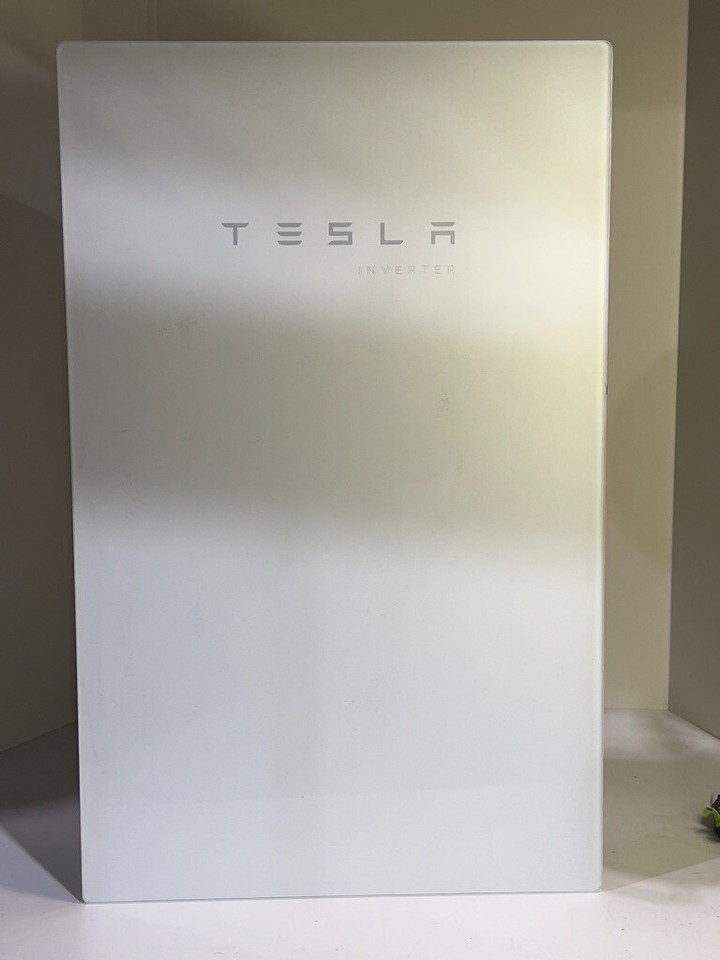 Tesla Solar Inverter with Site Controller 1538000-45-D 7.6kW ...