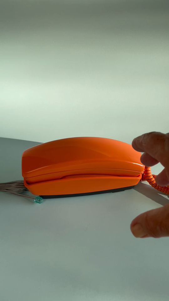 Vintage 1970’s TouchTone Trimline Push Button Telephone - Burnt Orange ...