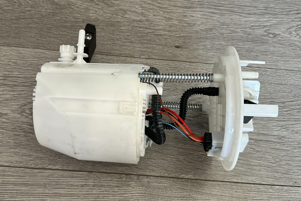 2020-2023 Mercedes GLE350 FEED UNIT FUEL PUMP 1674700394, 1674700706 ...