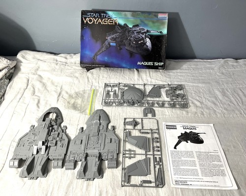 Star Trek Voyager Maquis Model Ship Kit 1995 Open Box Unassembled | eBay