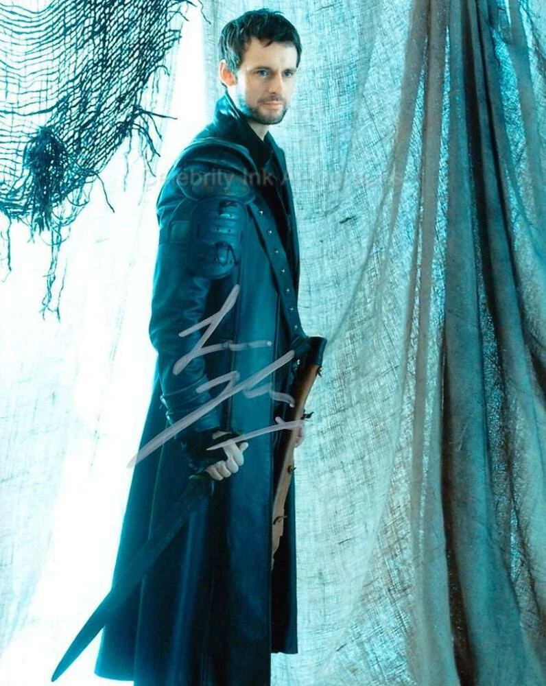 Callum Blue