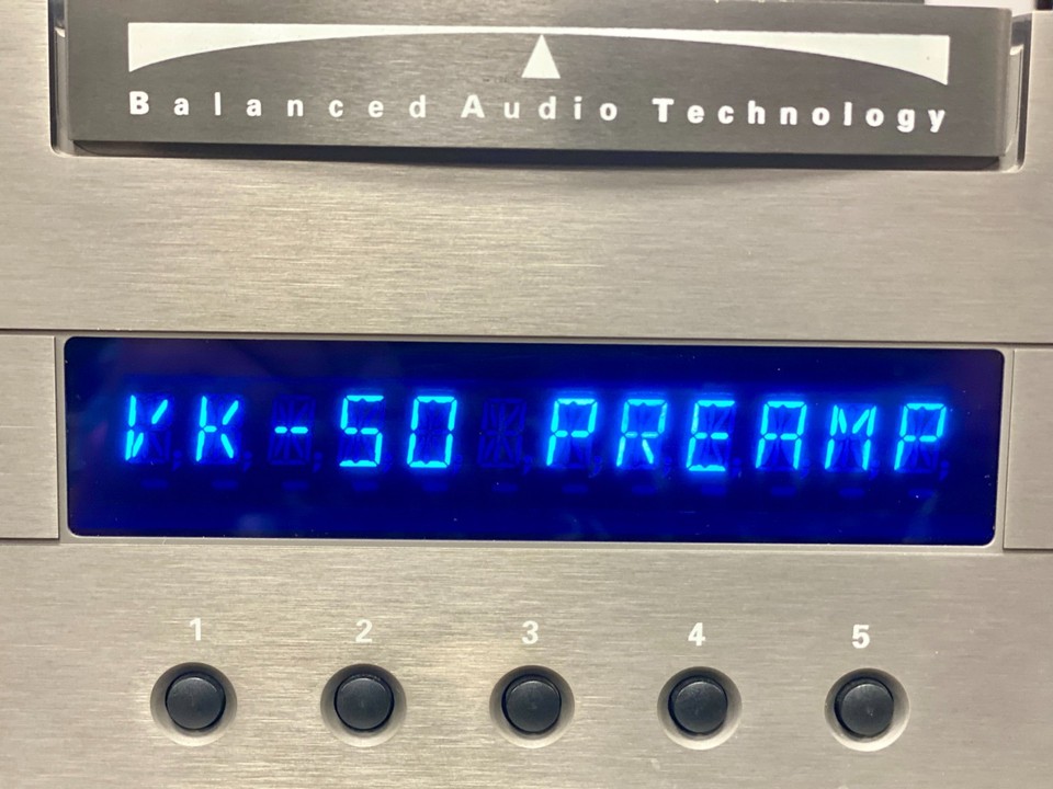 Balanced Audio Technology (BAT) VK-50SE Tube Preamplifier XLR in ...