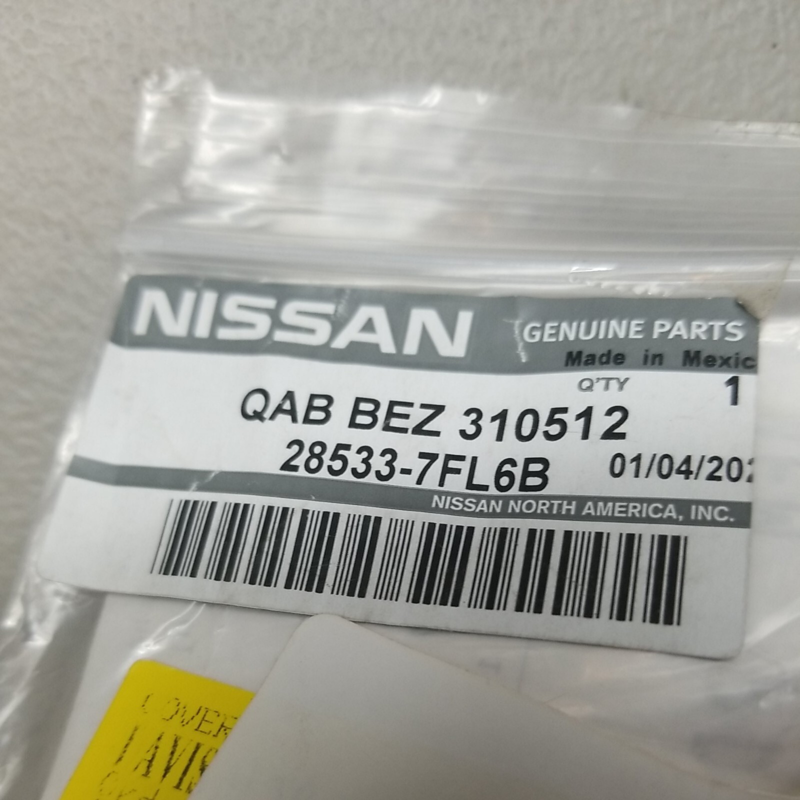 2018-2019 Nissan Rogue Reverse Sensor Cover Outer Pearl White 28533 ...